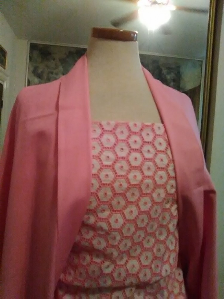 68" X 50" BRIGHT PINK SWISS EYELET COTTON W/ 2.75yds MATCHING SOLID ...